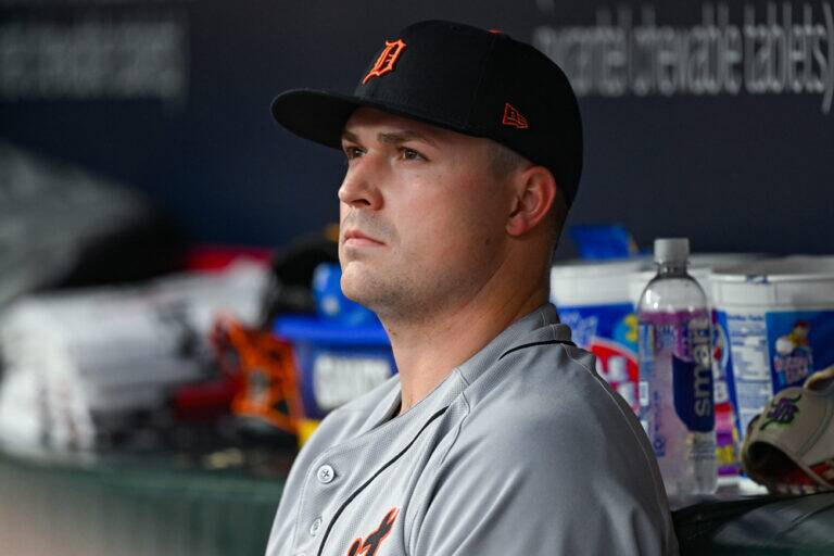 MLB insider: Rival executives view Braves as "favorite" to trade for ...