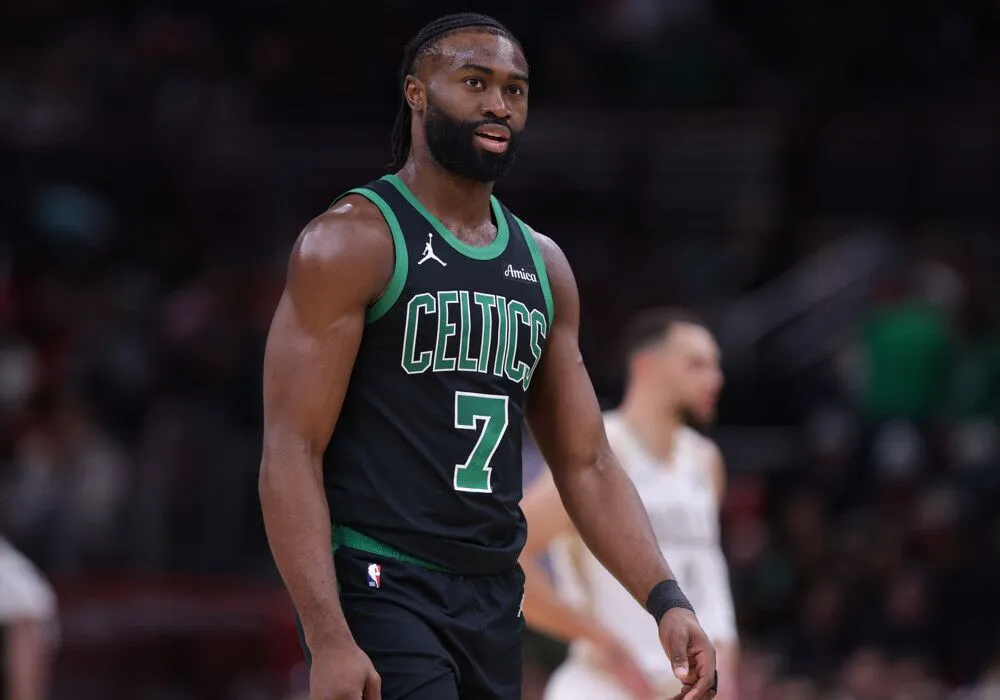 Hawks and Jaylen Brown rumors heat up as offseason approaches ...